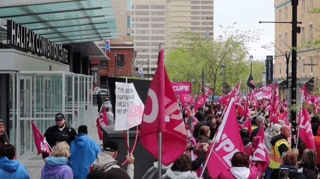 Convention Bulletin: Day 2 - CUPE Nova Scotia